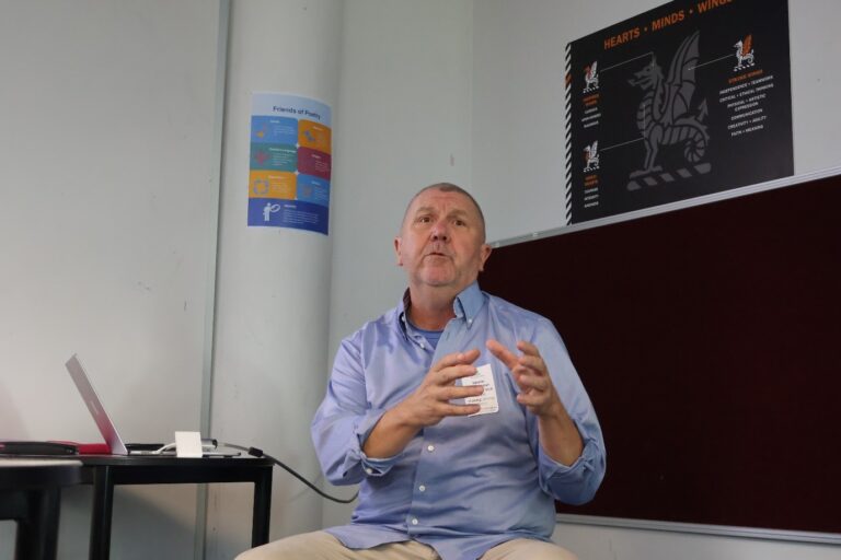 A Chat with Martin Chatterton – Newington's Student Magazine